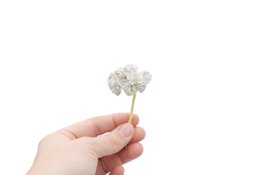 Light Blue Mums Set of 10 - The Modern Dollhouse
